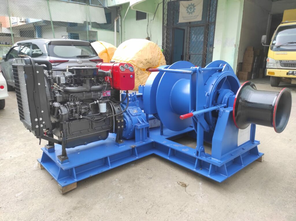 Diesel Engine Winch 50Kn - Hefer